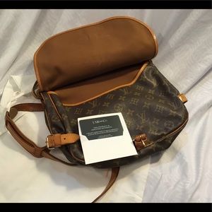 Louis Vuitton | Bags | Louis Vuitton Samur 3 Authentic Euc Signature ...